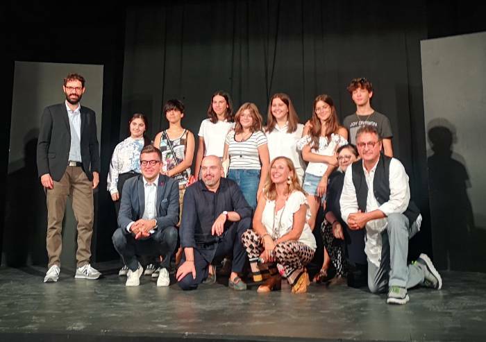 Corsi di teatro per ragazzi, e non solo: Blue Rose riapre il sipario